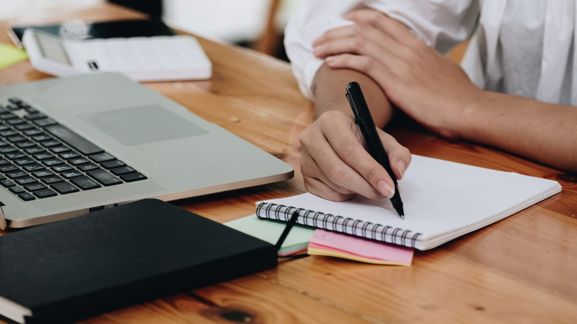 Lead Time: Jenis, Rumus, Cara Hitung, dan Contohnya