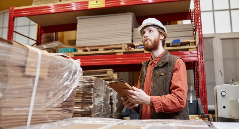 Fast Moving dan Slow Moving: Arti dan Perbedaannya dalam Stok