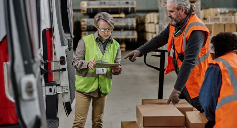 Inbound dan Outbound Logistic: Proses dan Cara Optimalkannya
