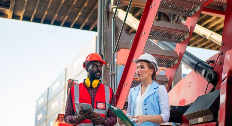 Mengenal Time Charter dan Bedanya dengan Freight Charter