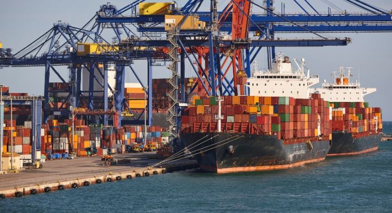 Mengenal Time Charter dan Bedanya dengan Freight Charter