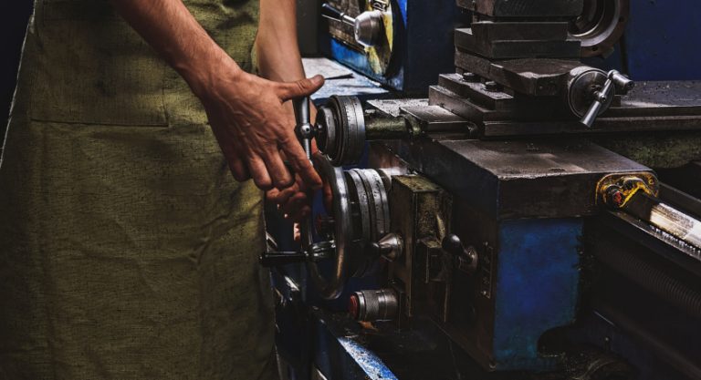 Rework Adalah: Pengertian, Contoh dan Dampaknya