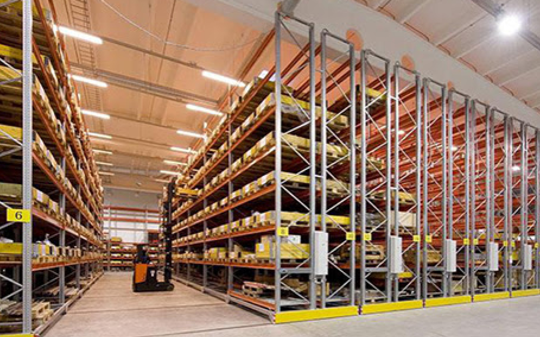 Apa itu Mobile Racking System, Komponen, dan Cara Kerjanya