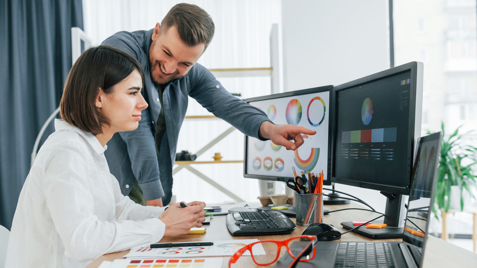 Perbedaan Default vs Custom POS Software yang Harus Anda Ketahui