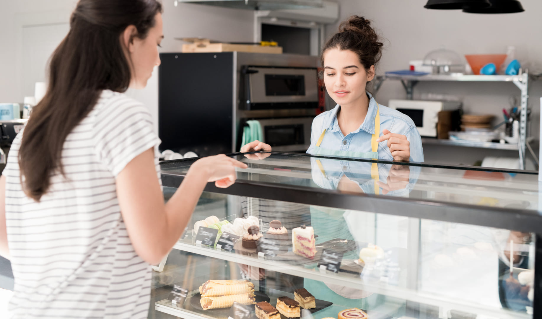 Ketahui Apa itu Point of Purchase dan Fungsinya bagi Bisnis