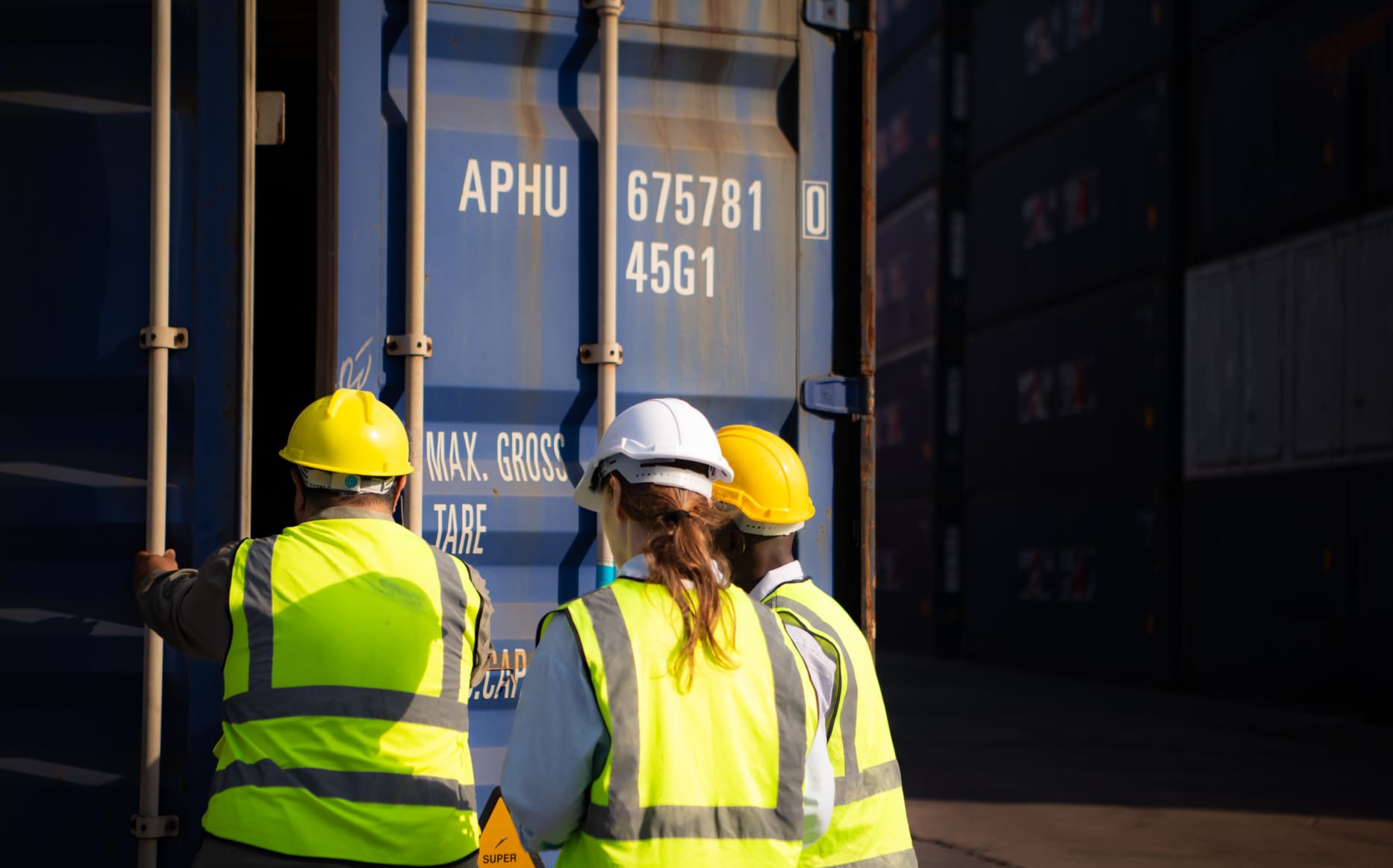 Pentingnya Nomor Kontainer dalam Operasional Logistik